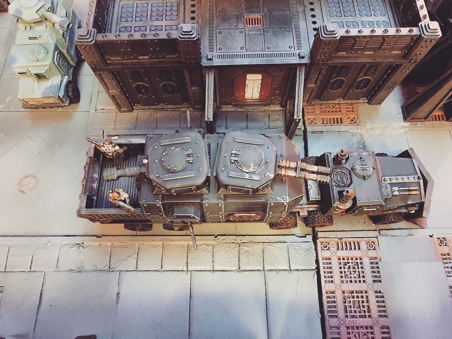 3D file Warhammer 40k Articulated Lorry and "Rolling Fortress" ⚔・3D ...