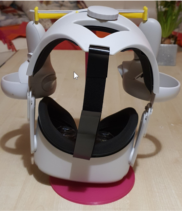 Free STL file Oculus Quest 2 VR Helmet Stand・3D print design to ...