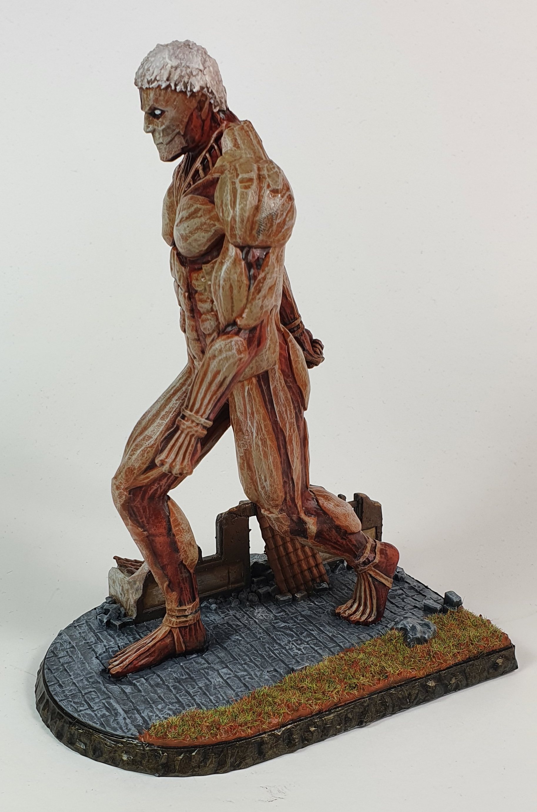 3D printer Armored Titan • made with Photon mono・Cults