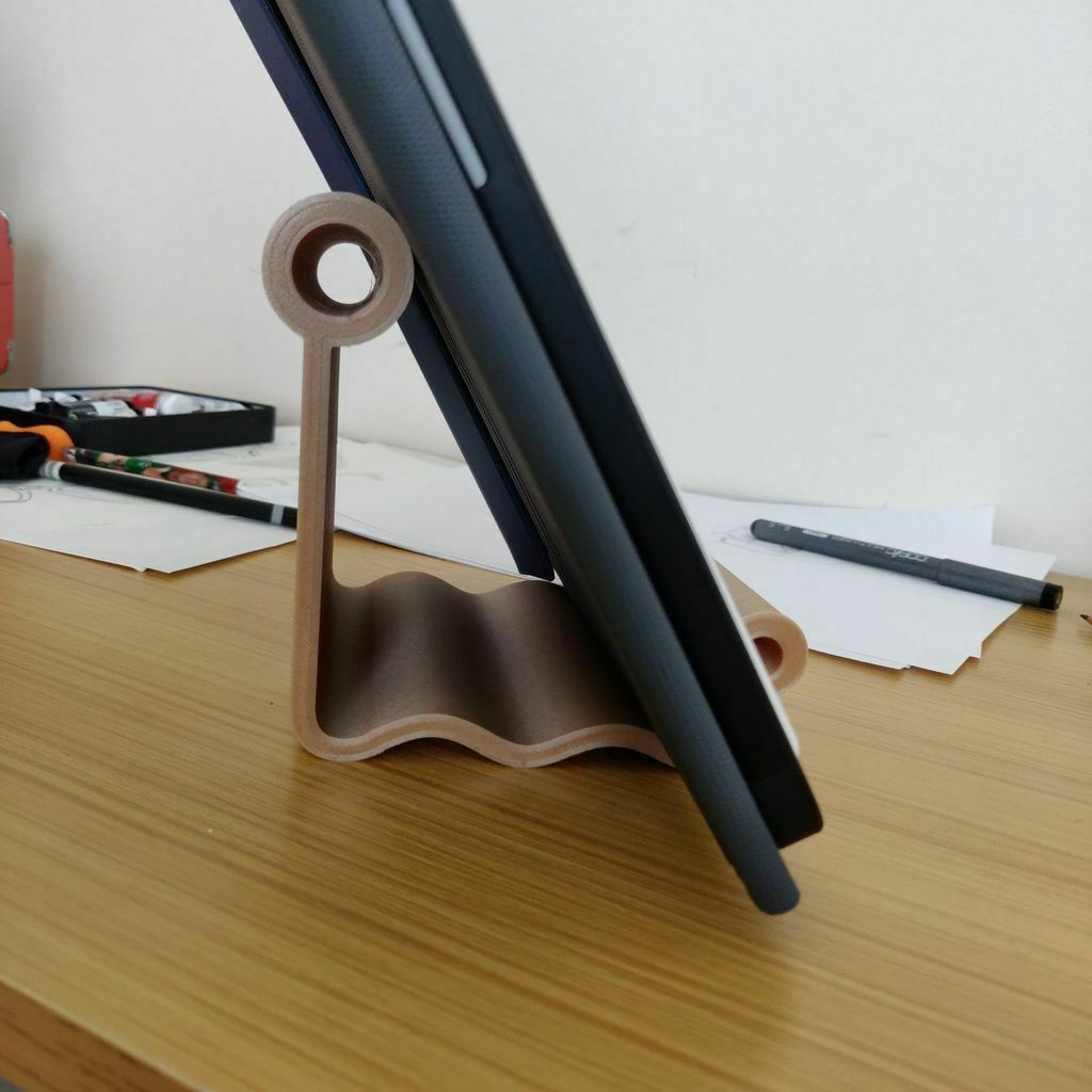 Free 3D file iPad / Tablet Holder・Model to download and 3D print・Cults