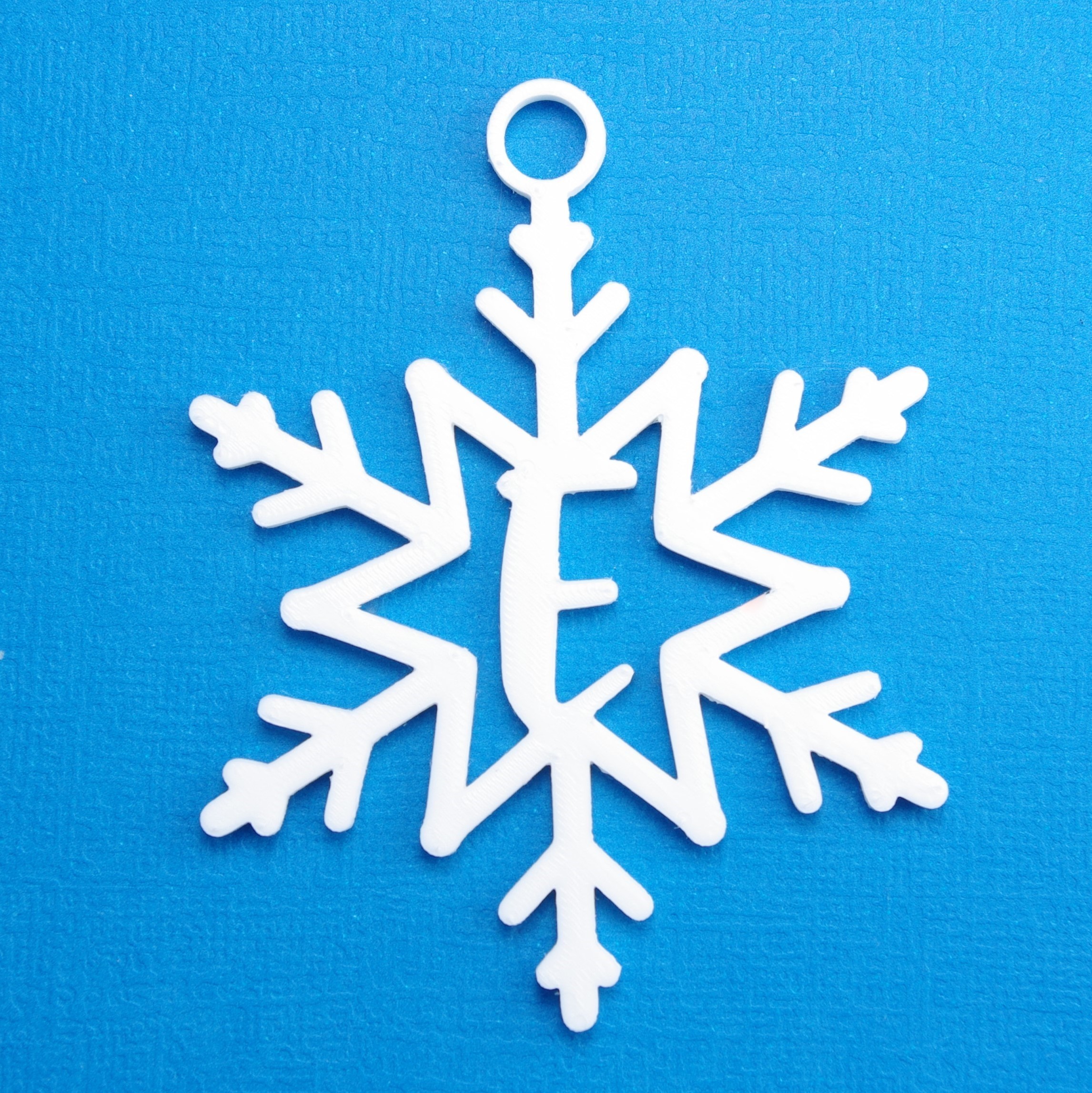 STL file Letter E - Snowflake Initial Gift Tag Ornament・3D printer ...