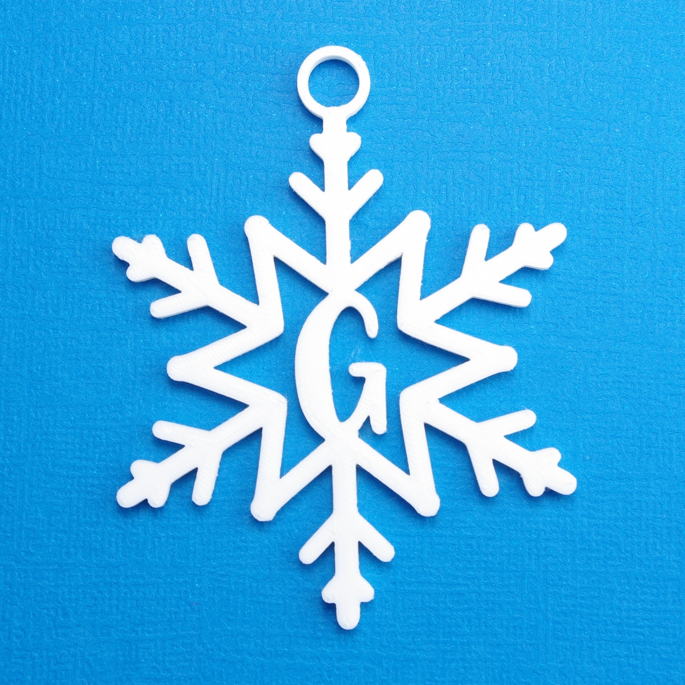 STL file Letter G - Snowflake Initial Gift Tag Ornament・3D printable ...