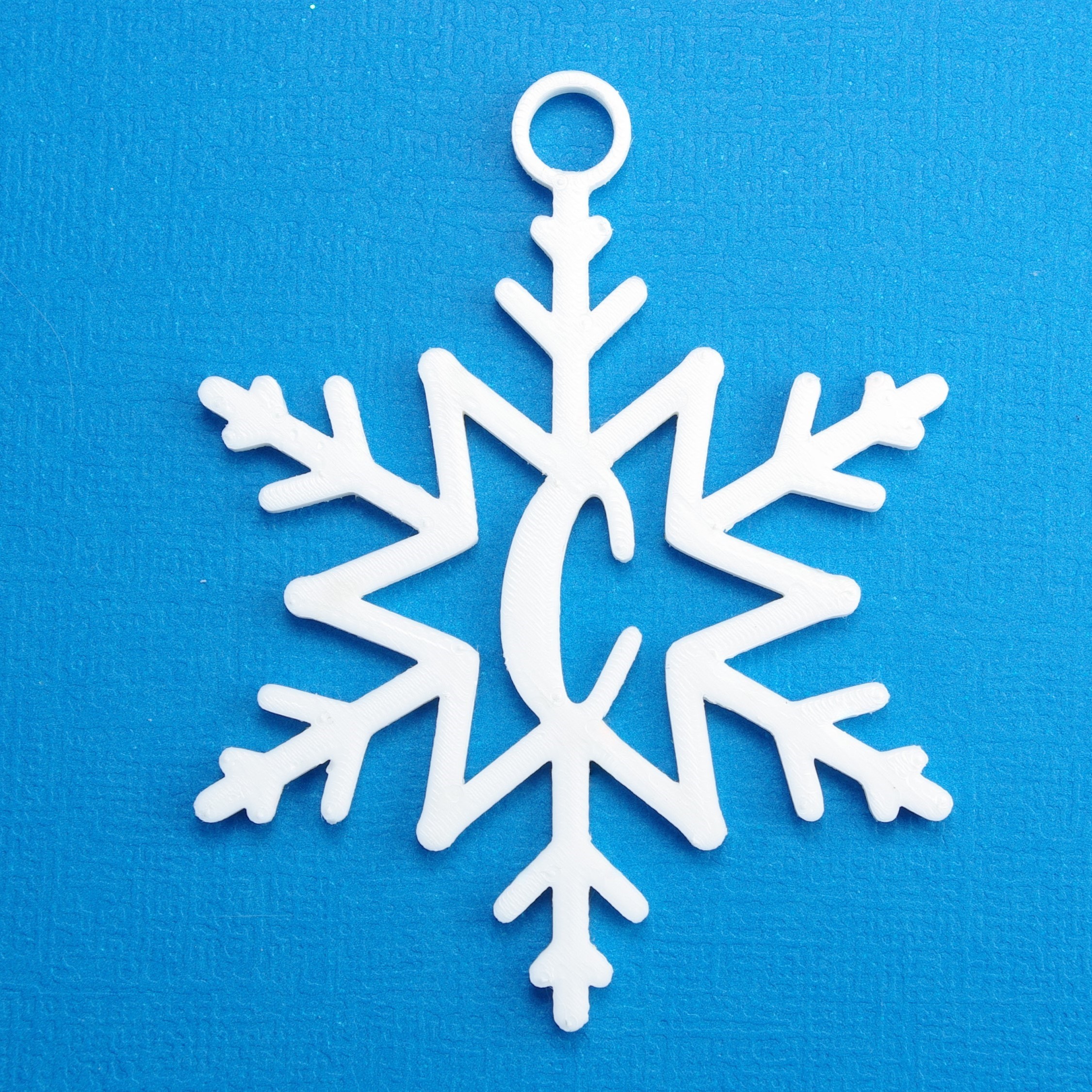 STL file Letter C - Snowflake Initial Gift Tag Ornament・Template to ...