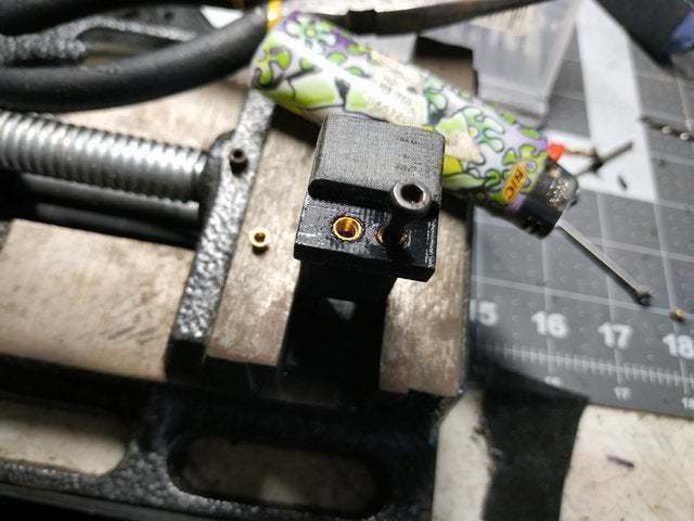 Free STL file Front magnetic body mount for GSPEED Chassis TGH-V3 ...