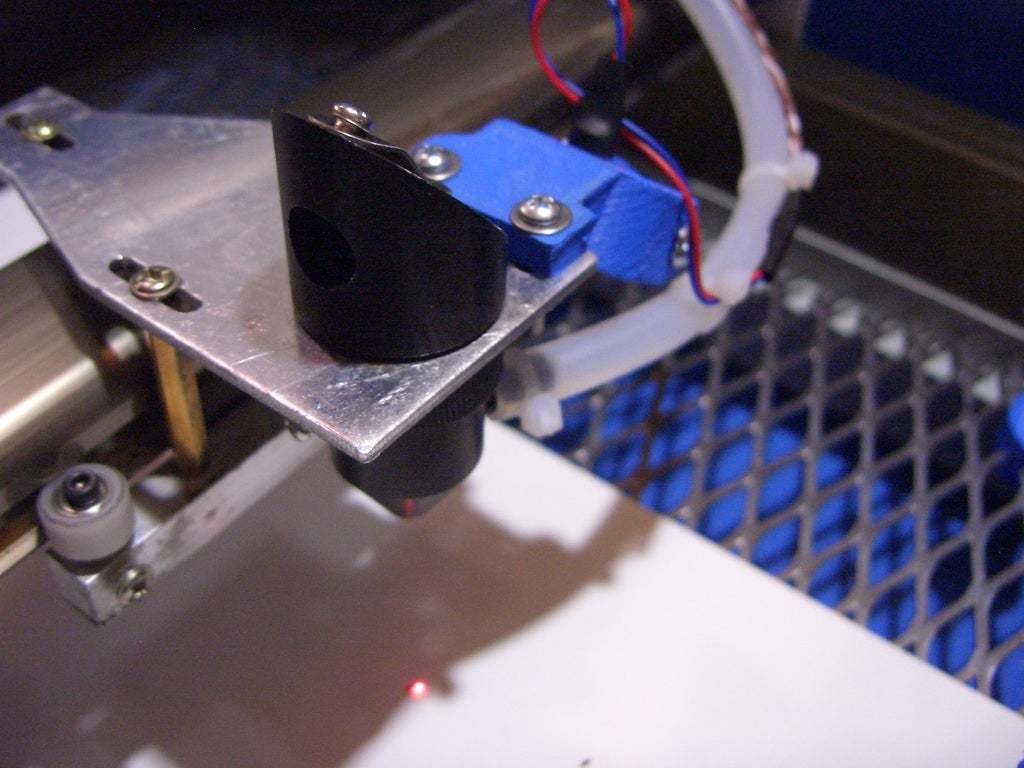 Free STL file K40 eBay Laser Cutter Laser Aiming Gimbal 🧞‍♂️・3D ...