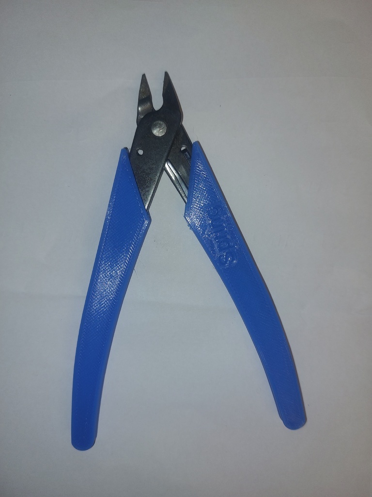 Free 3D file Creality Filament Cutter Grippers・3D print design to ...