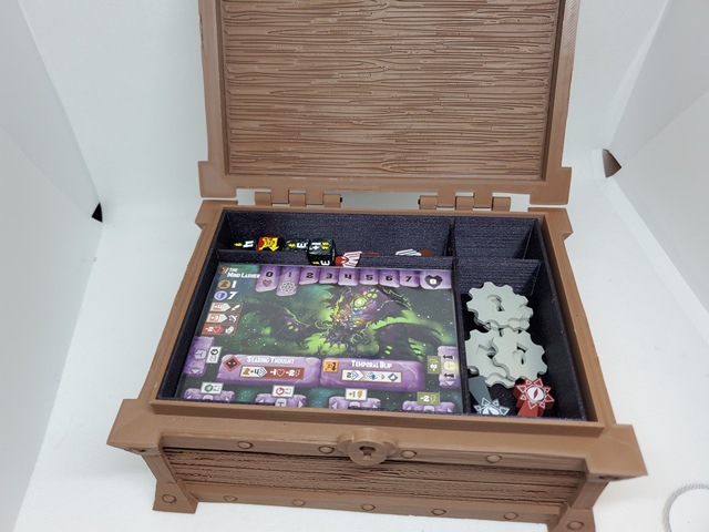 STL file Deluxe Treasure Chest Storage Box with Push Latch for Tiny ...