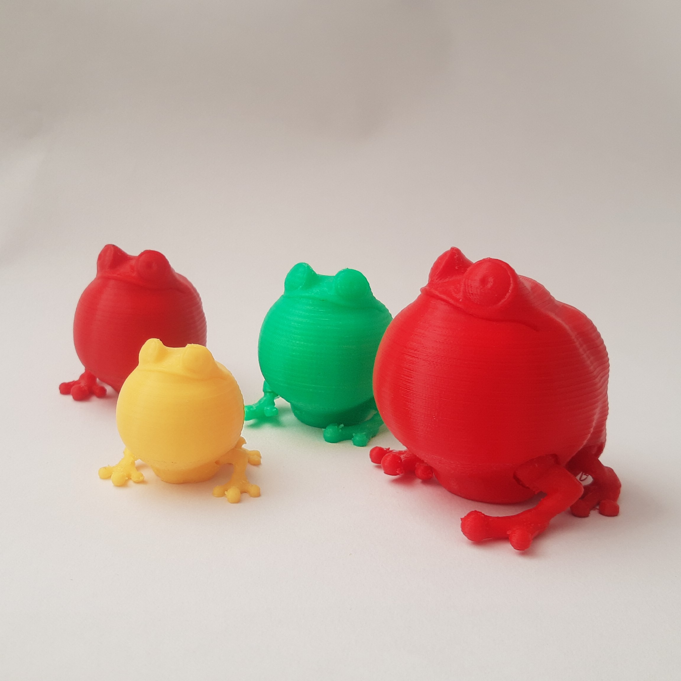 STL file Articulated Frog・3D printer design to download・Cults