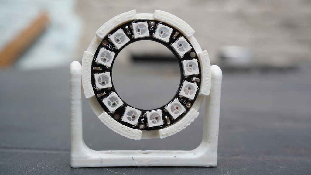 Free 3D file LED ring holder 💍・3D print object to download・Cults