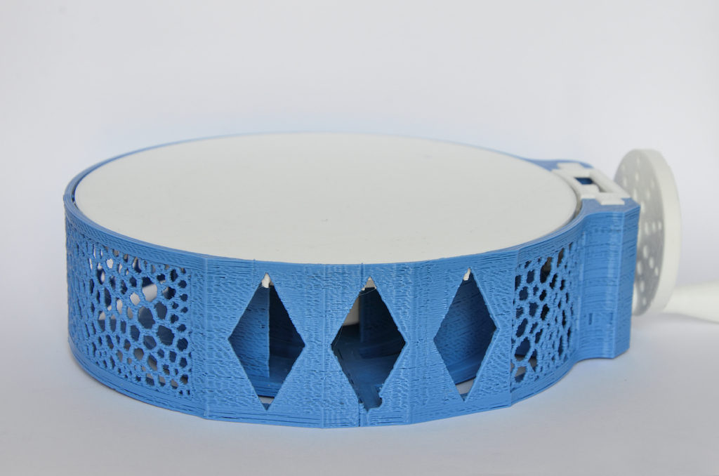 Free 3D file The $30 3D scanner (Voronoi Chassis) whithout phone ...