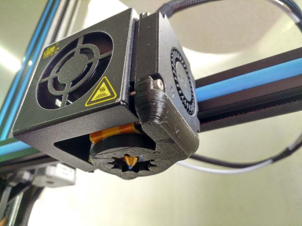 Free STL file CR-10 Circular Fan Duct for OEM fan・3D print design to ...