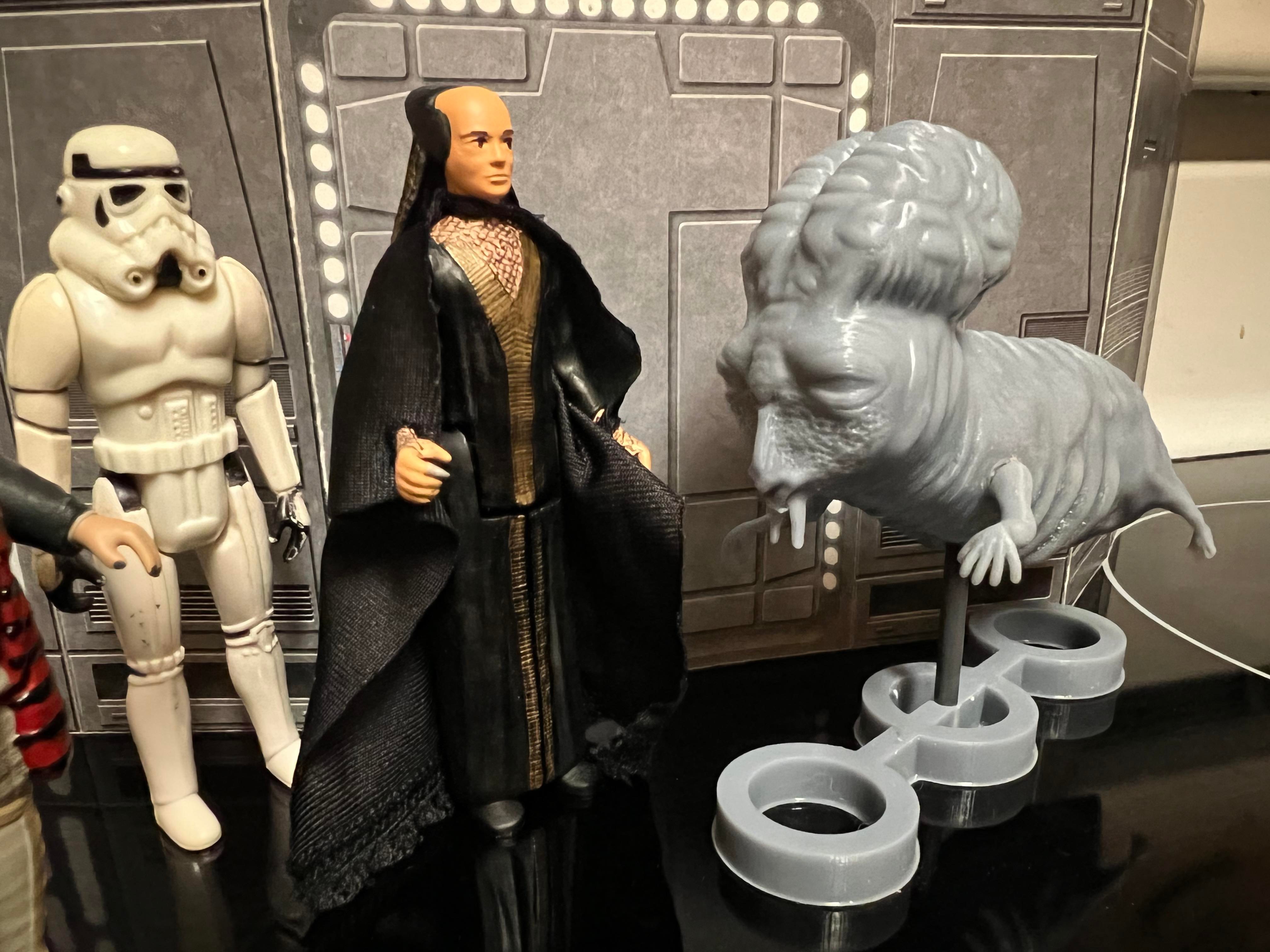 STL file VINTAGE DUNE SPACING GUILD 3RD STAGE NAVIGATOR KENNER STYLE ...