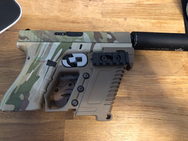 STL file Glock Holster G17/G18 quick release. Airsoft・3D printer model ...