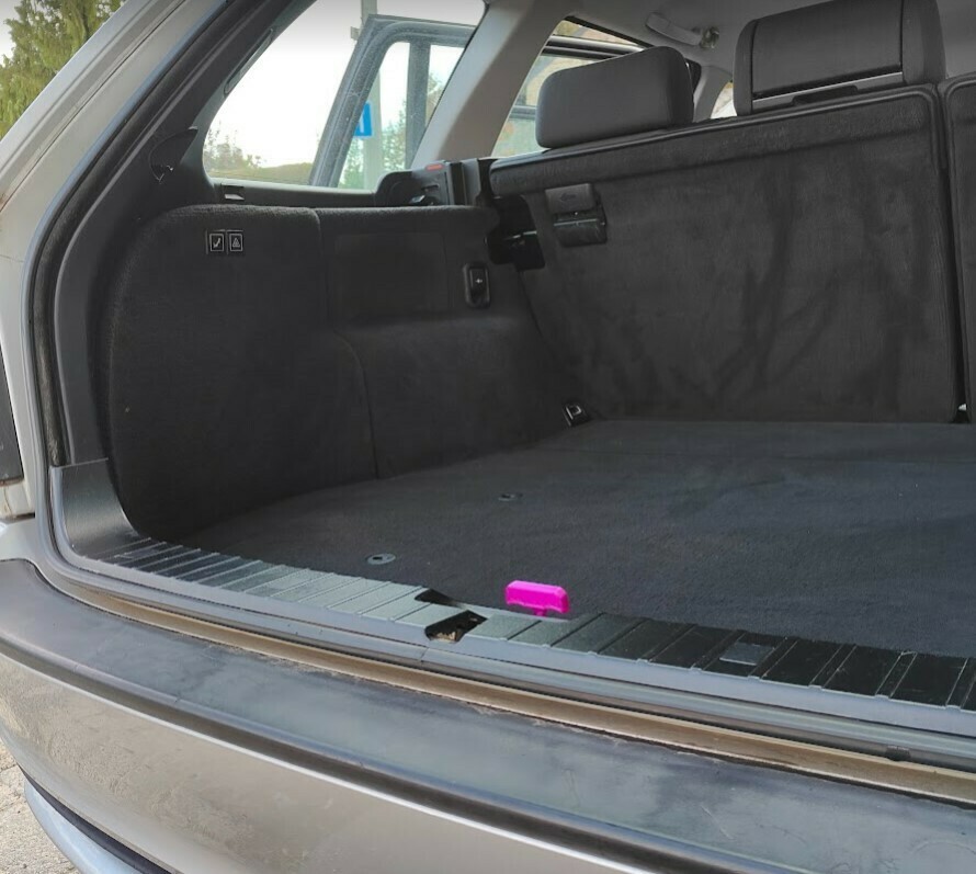 Free 3D file bmw E46 touring trunk trap handle・3D print model to ...