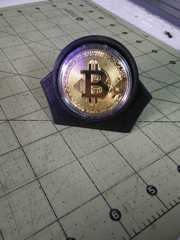 Free STL file Coin Display 🪙・3D printer model to download・Cults