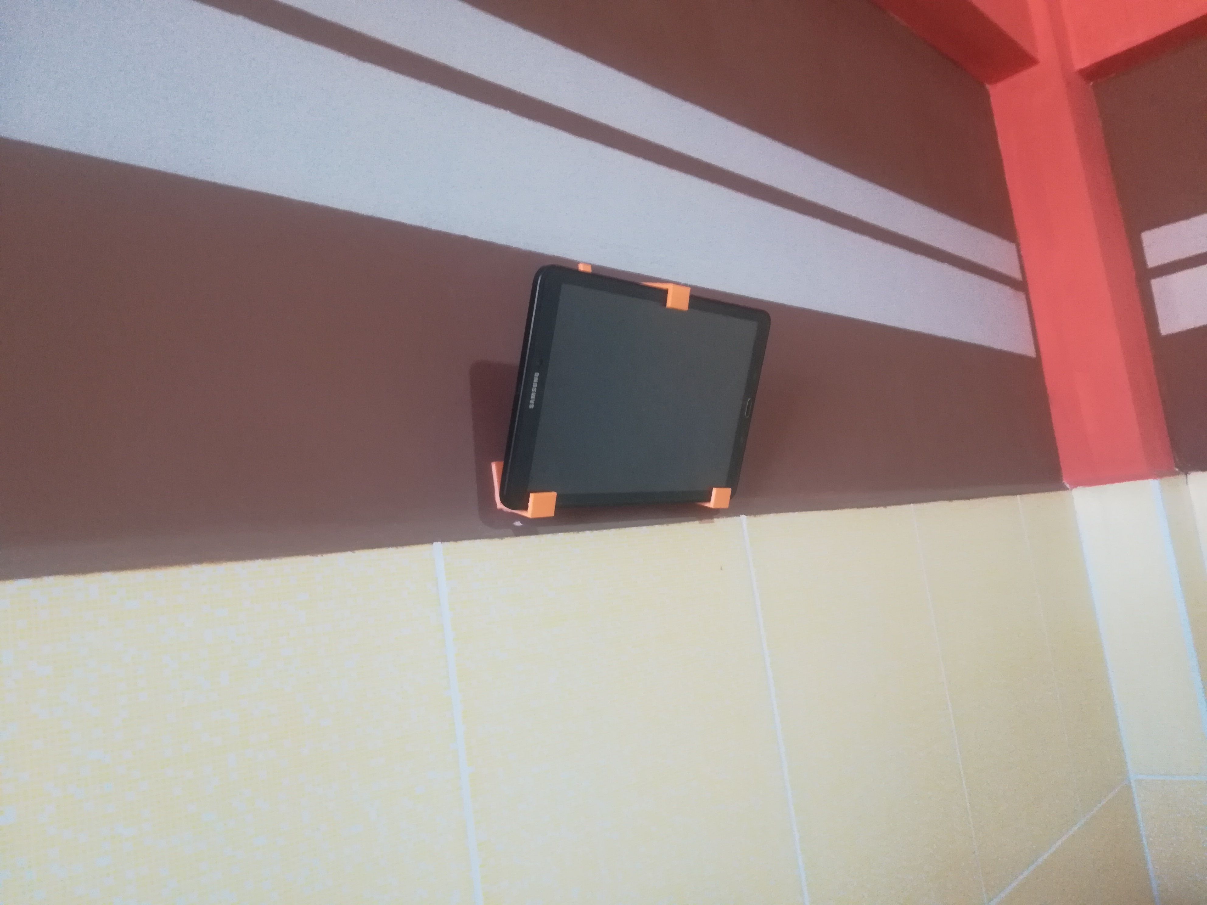 Free STL file Wall mount for tablet・3D print design to download・Cults