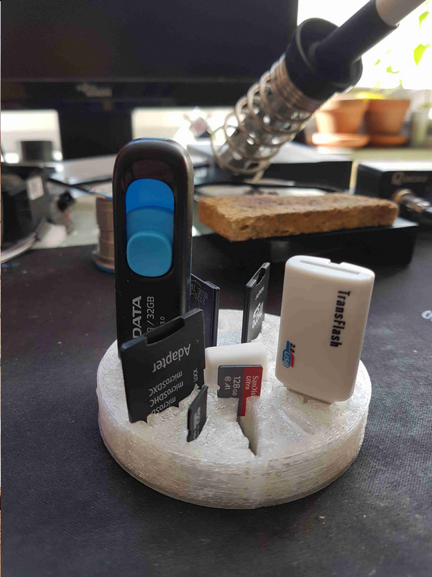 Free STL file USB SD Box 💾・Template to download and 3D print・Cults