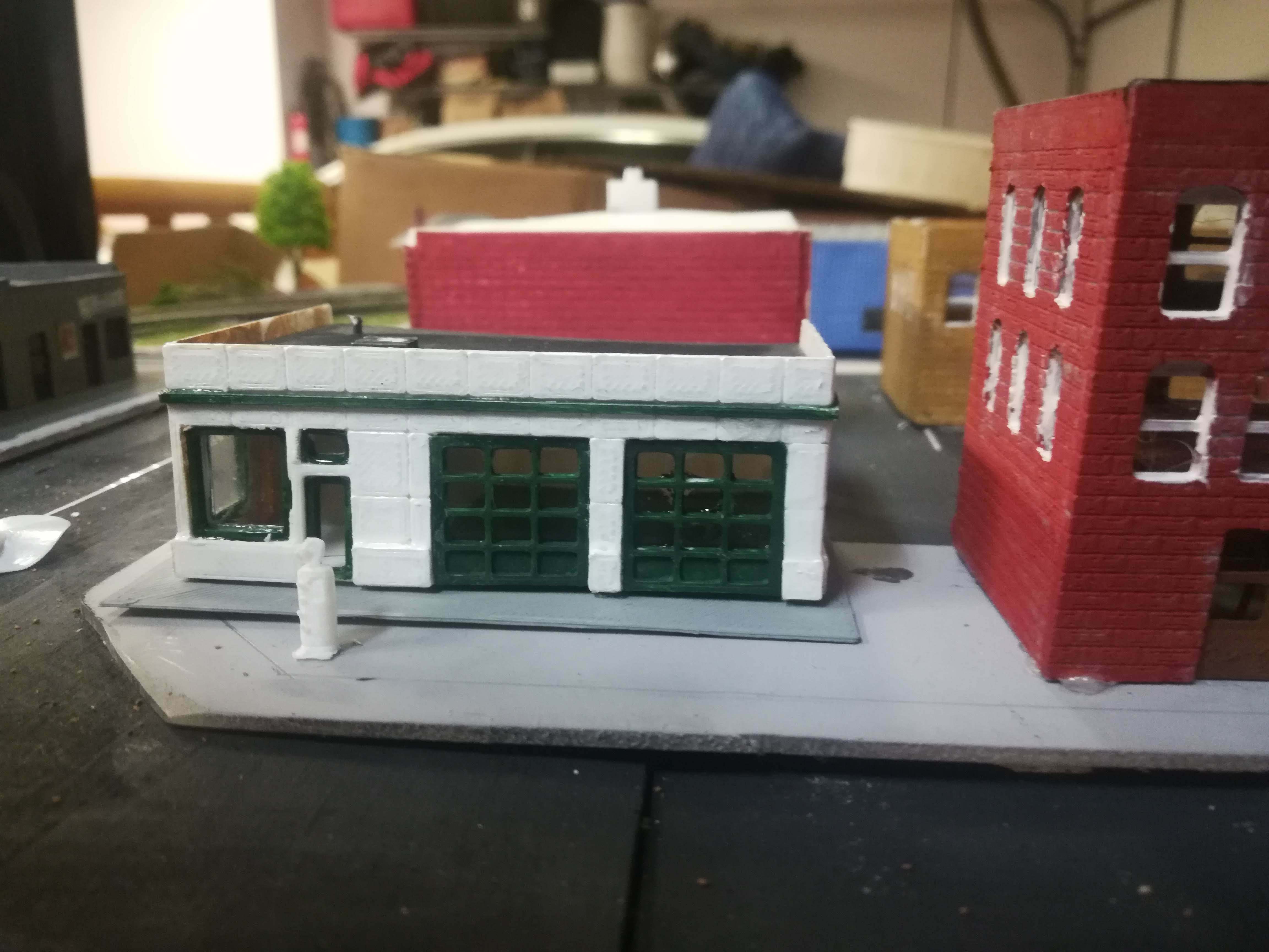 3D printable HO Scale Service Station • made with Anet A8・Cults