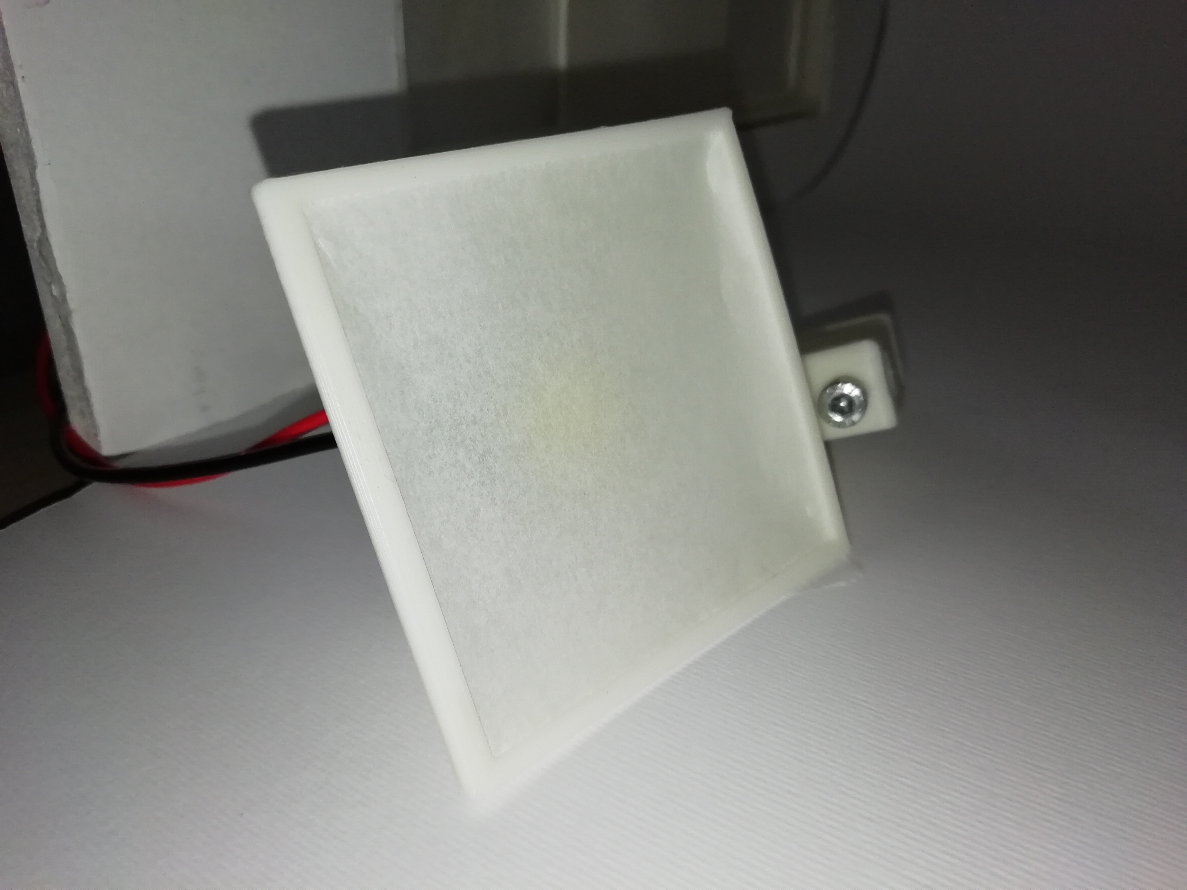 STL file Light box 📦・3D printable model to download・Cults