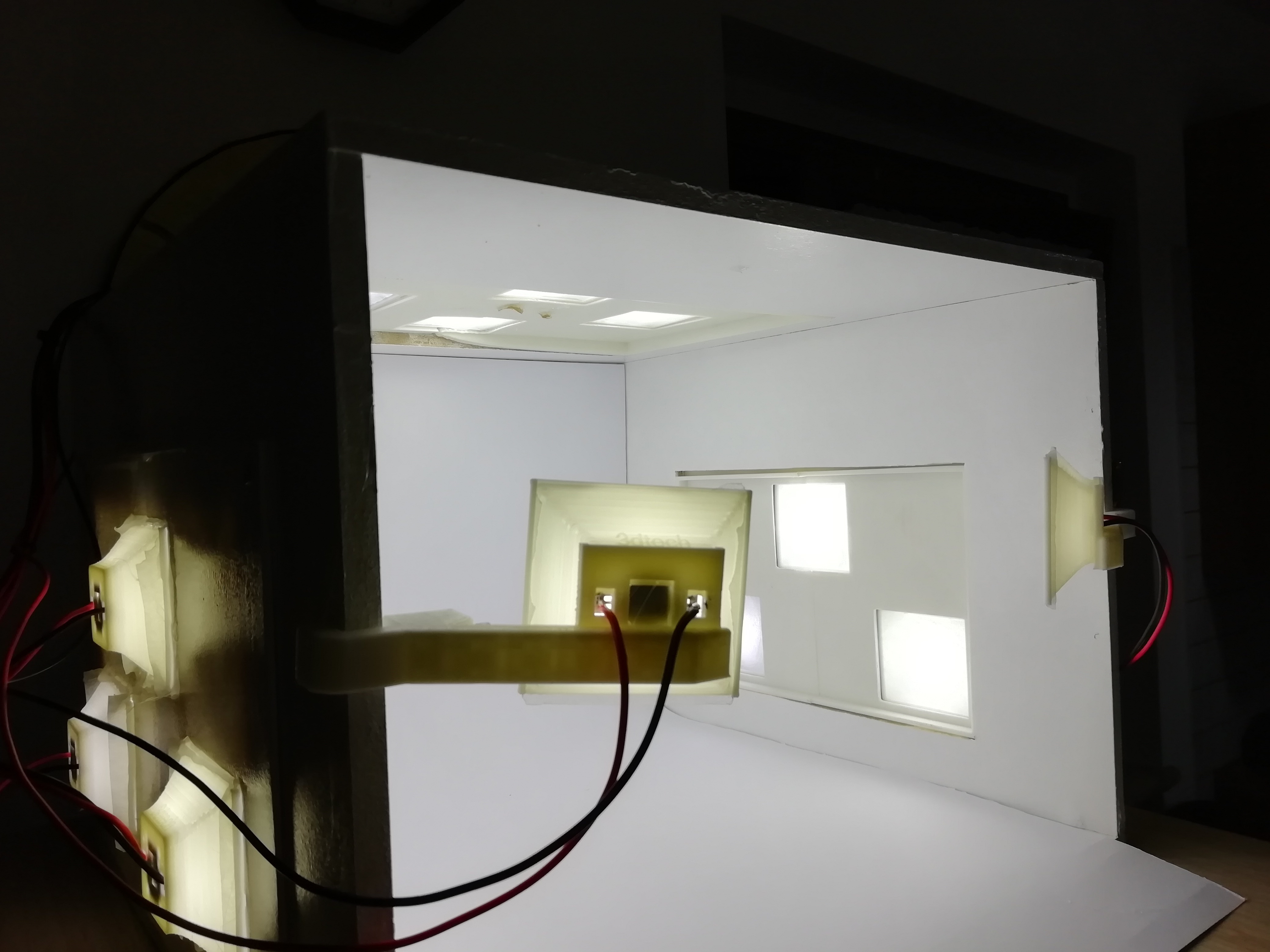 STL file Light box 📦・3D printable model to download・Cults