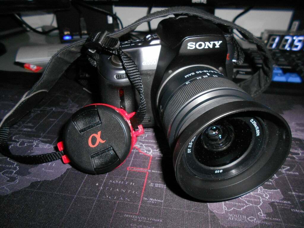 Free STL file 55mm Lens Cap Holder for Sony Alpha・3D printing design to download・Cults