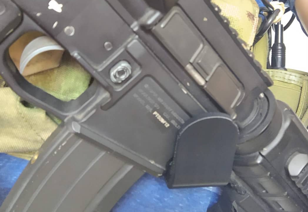 STL file GUN HOLDER・Model to download and 3D print・Cults