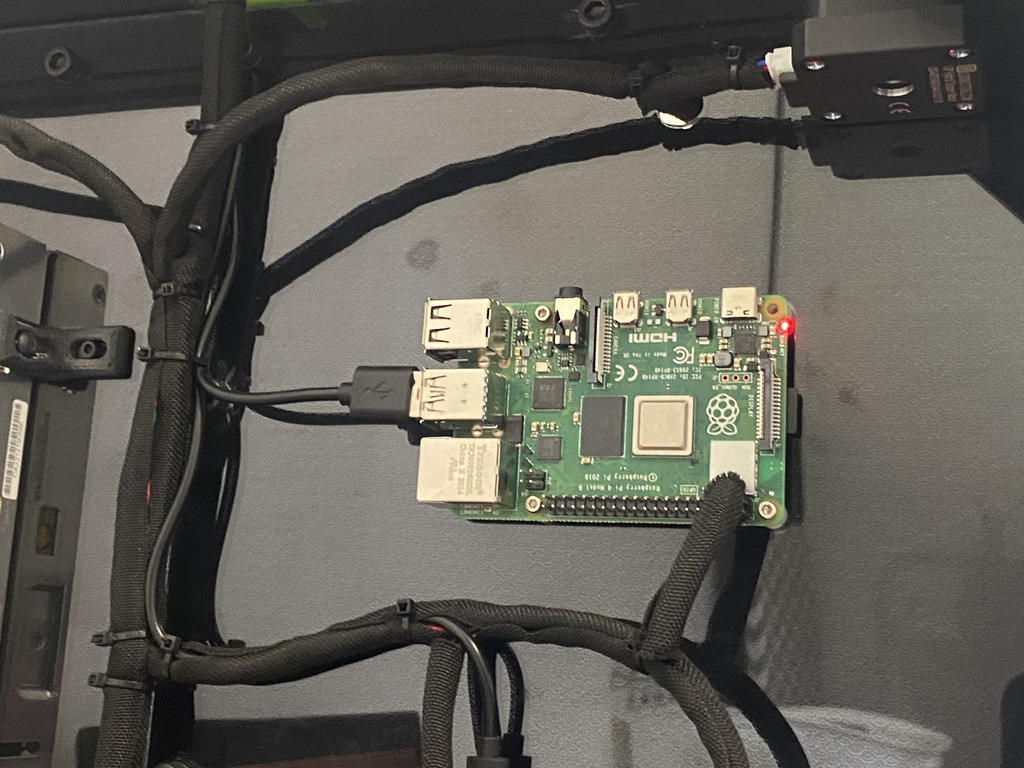 Free STL file Raspberry PI 4 80mm fan holder・3D printer design to ...