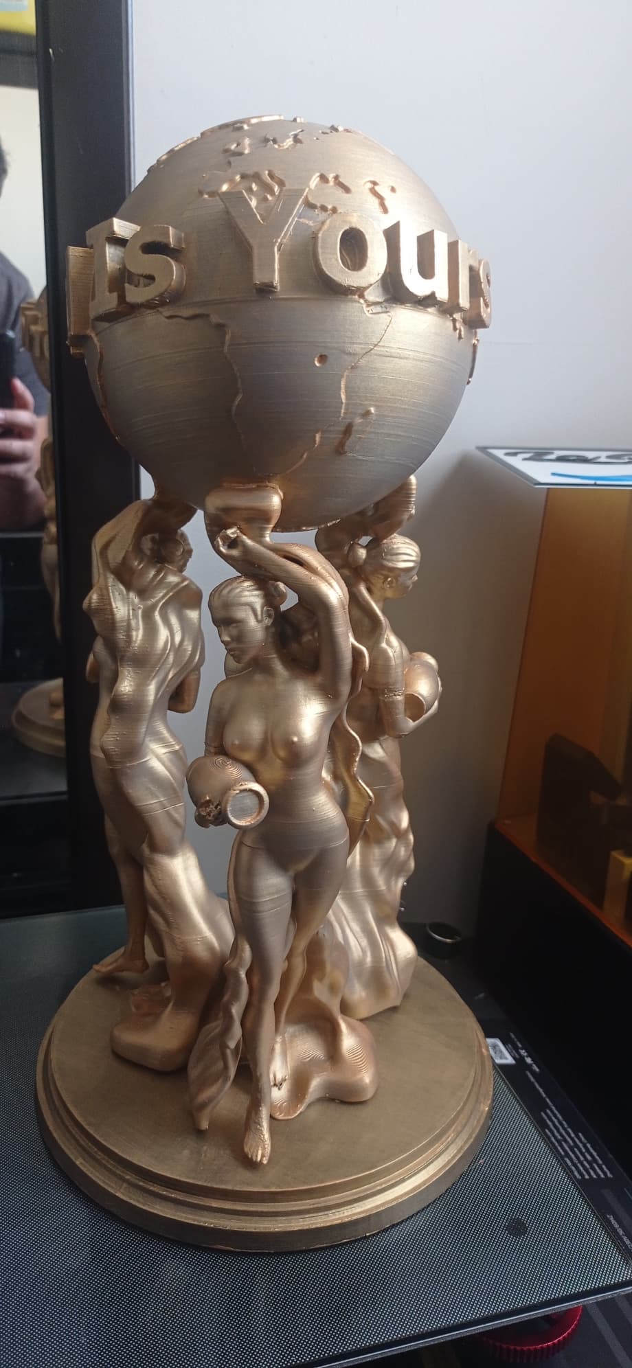 STL file Scarface: The World is Yours 🗺️・3D printing model to download・Cults