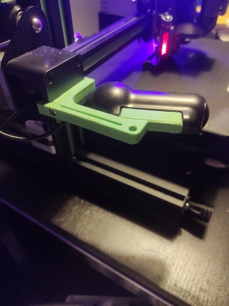 Free 3D file Ender Logitech Pro 9000 Webcam Mount・3D printer design to ...