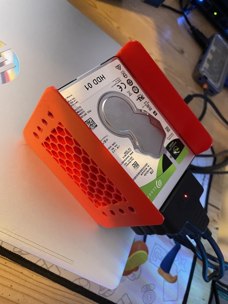 Free 3D file Revolutionize Your Workspace with the Ultimate 4x 2.5 Inch ...