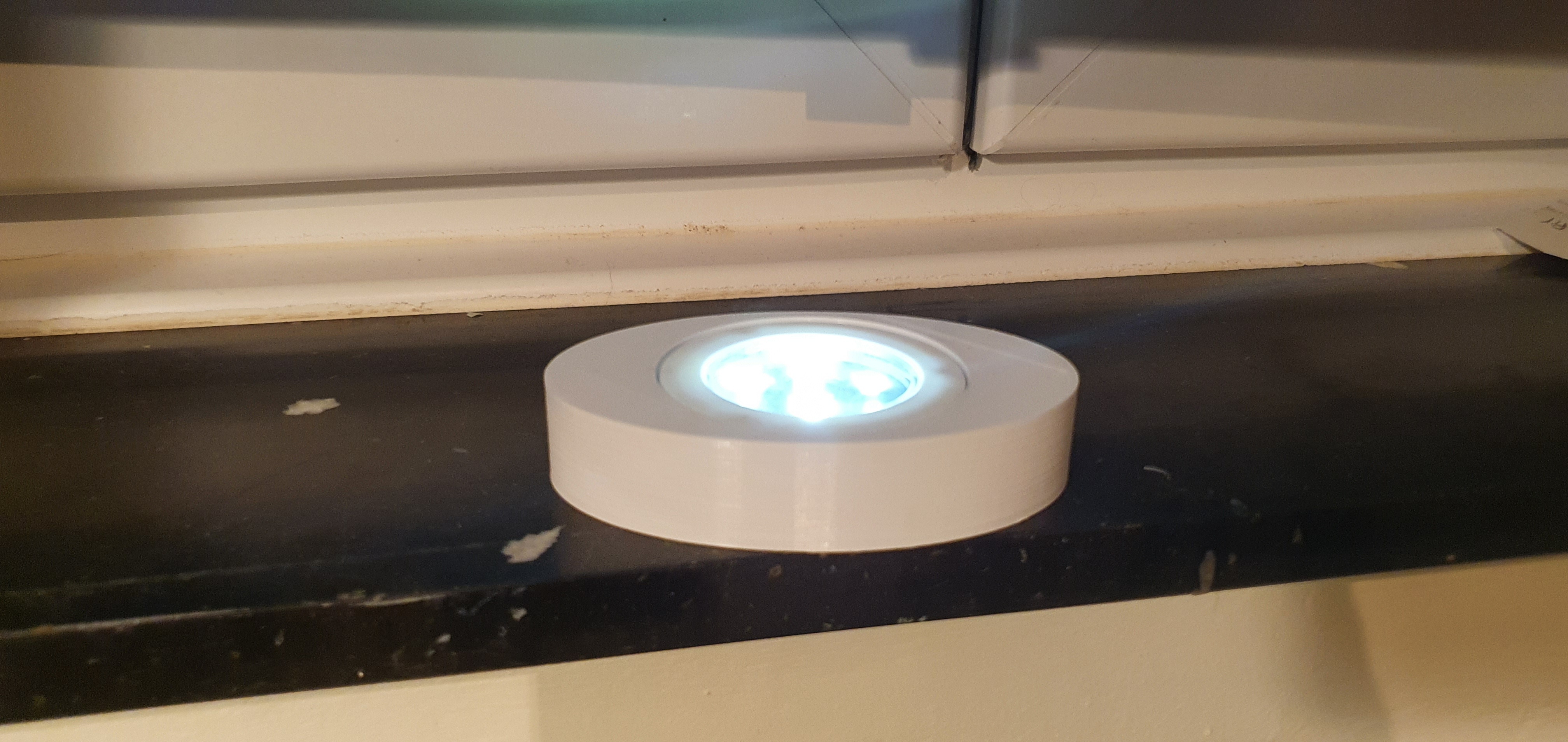 STL file base for led lamp・3D printing idea to download・Cults