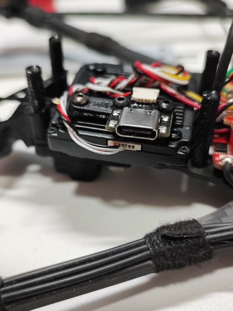 Free 3D file USB Board mount for Walksnail Avatar HD VTX V2・3D printer ...