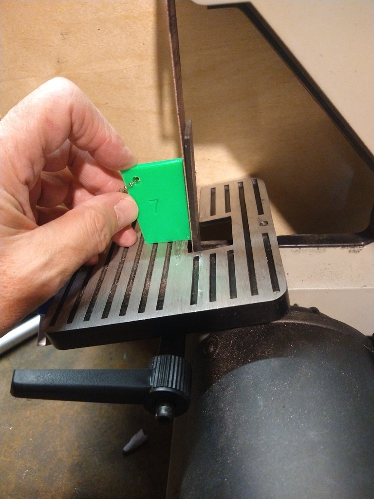 Free 3D file Belt sander angle gauges - revised (configurable in ...