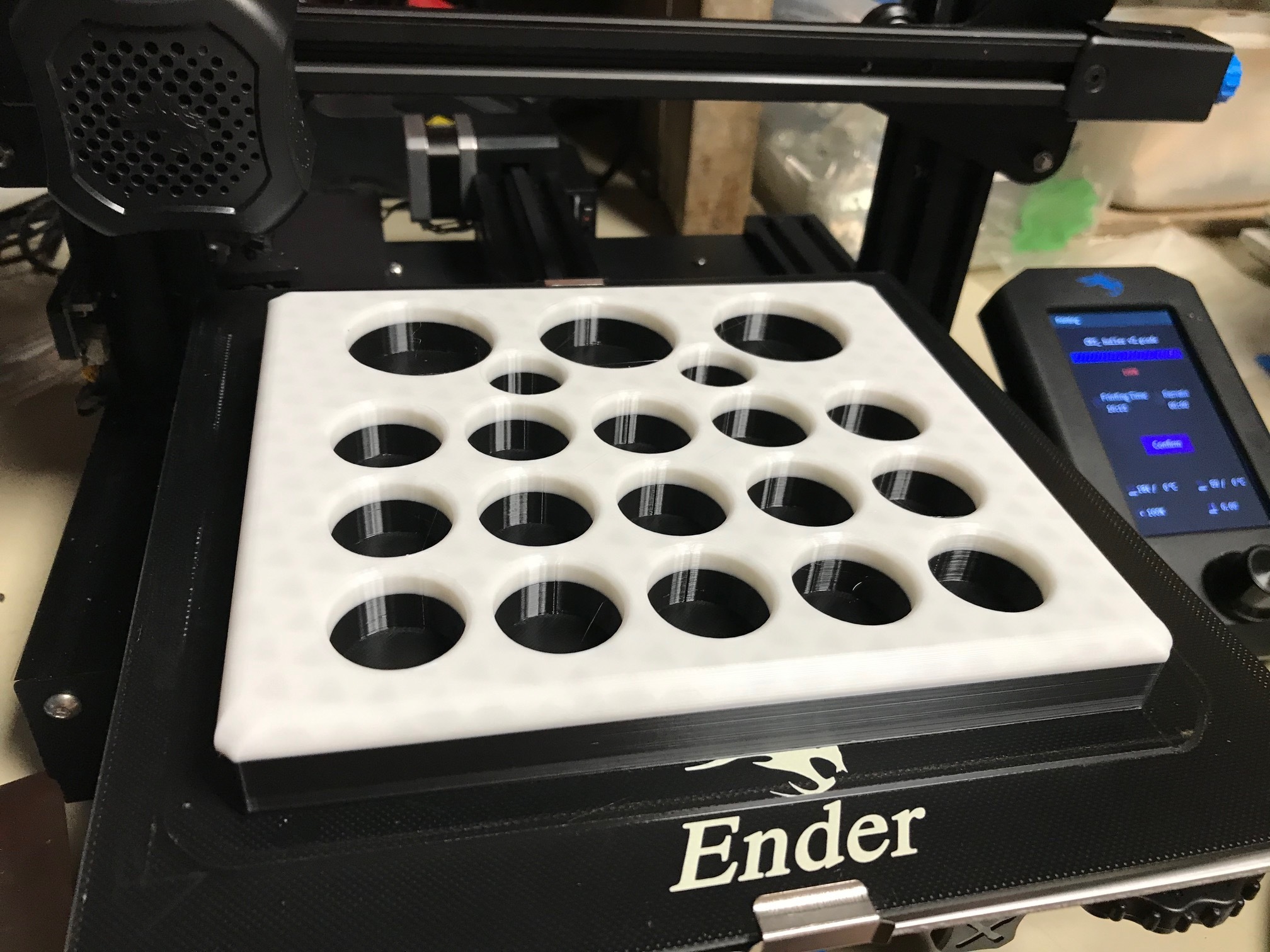 STL file essential oils display・3D printing idea to download・Cults