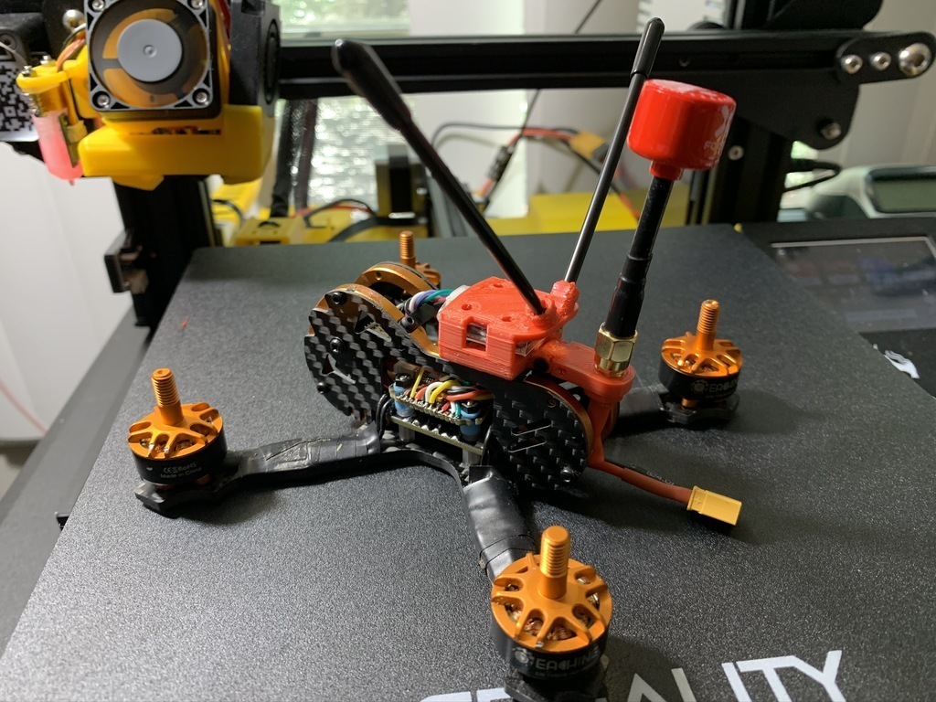 Free 3D file Tyro 79 Rx Mount with Antenna Guides・3D printing idea to ...