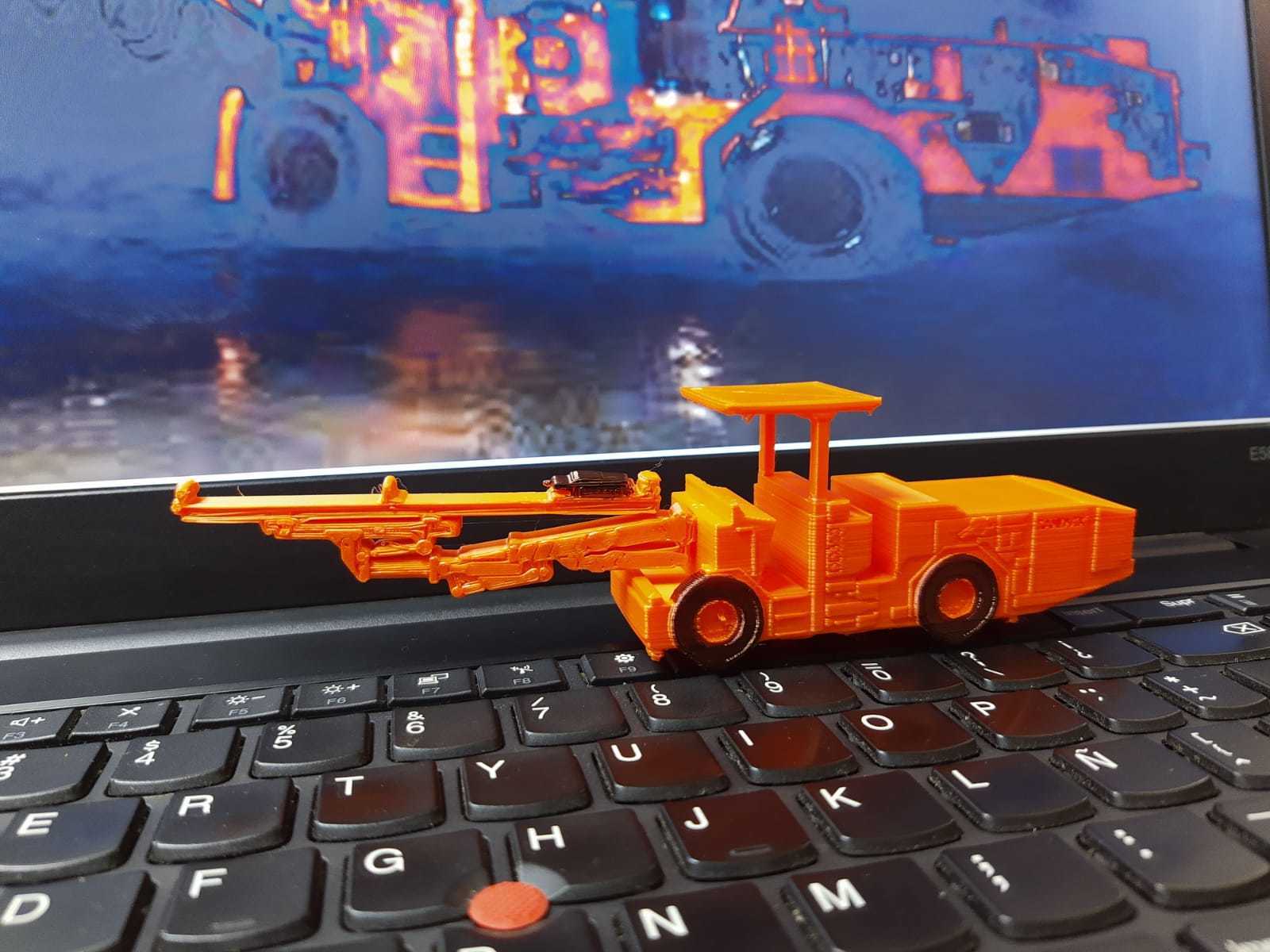 STL file JUMBO DD310 👽・3D printer design to download・Cults