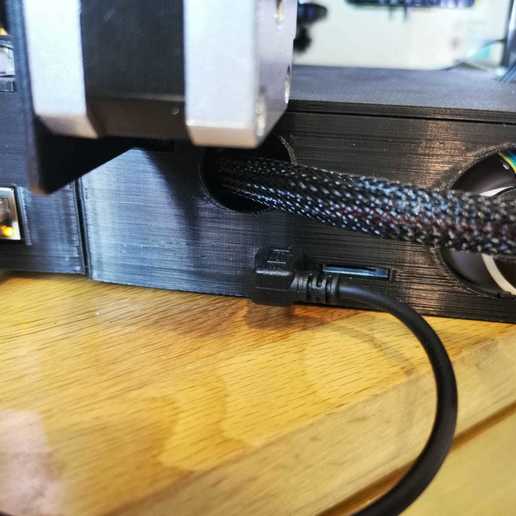 Download STL file Ender 3 rear electronics/Raspberry Pi 4 enclosure ...