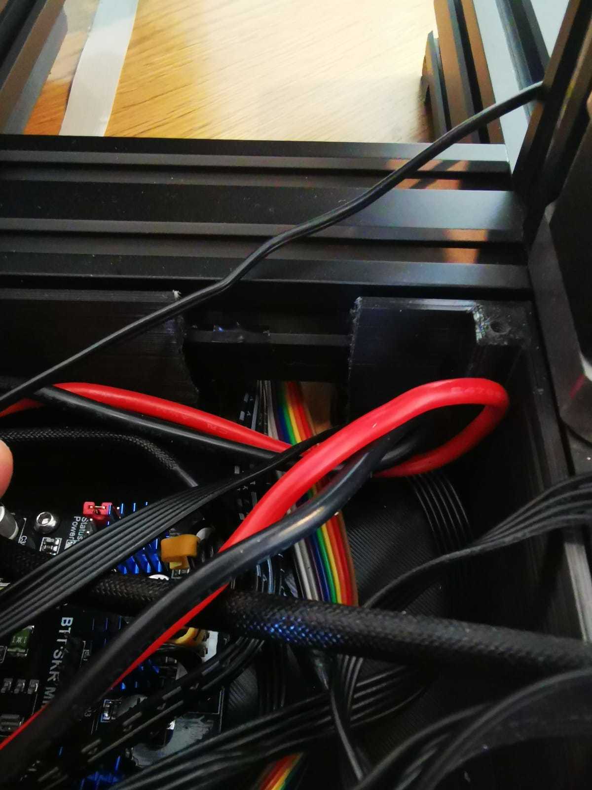 STL file Ender 3 rear electronics/Raspberry Pi 4 enclosure・3D print ...