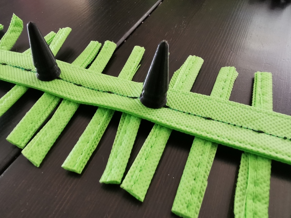 Free 3D file Käärijä Spikes for four millimeter pop rivet attachment・3D ...