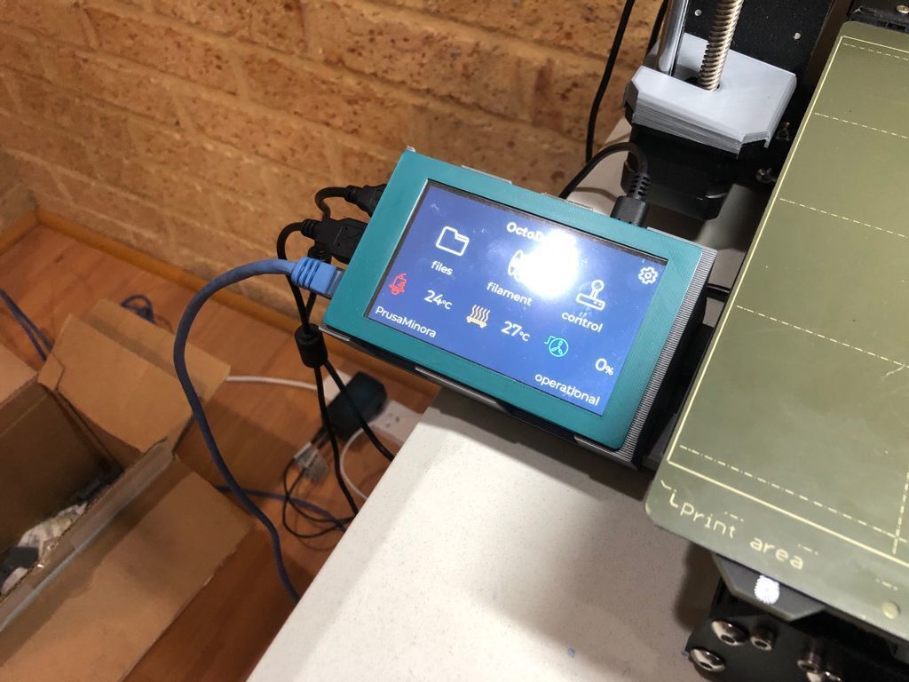 Free STL file Miuzei Raspberry Pi 4 Touch Screen Holder for Prusa i3 ...