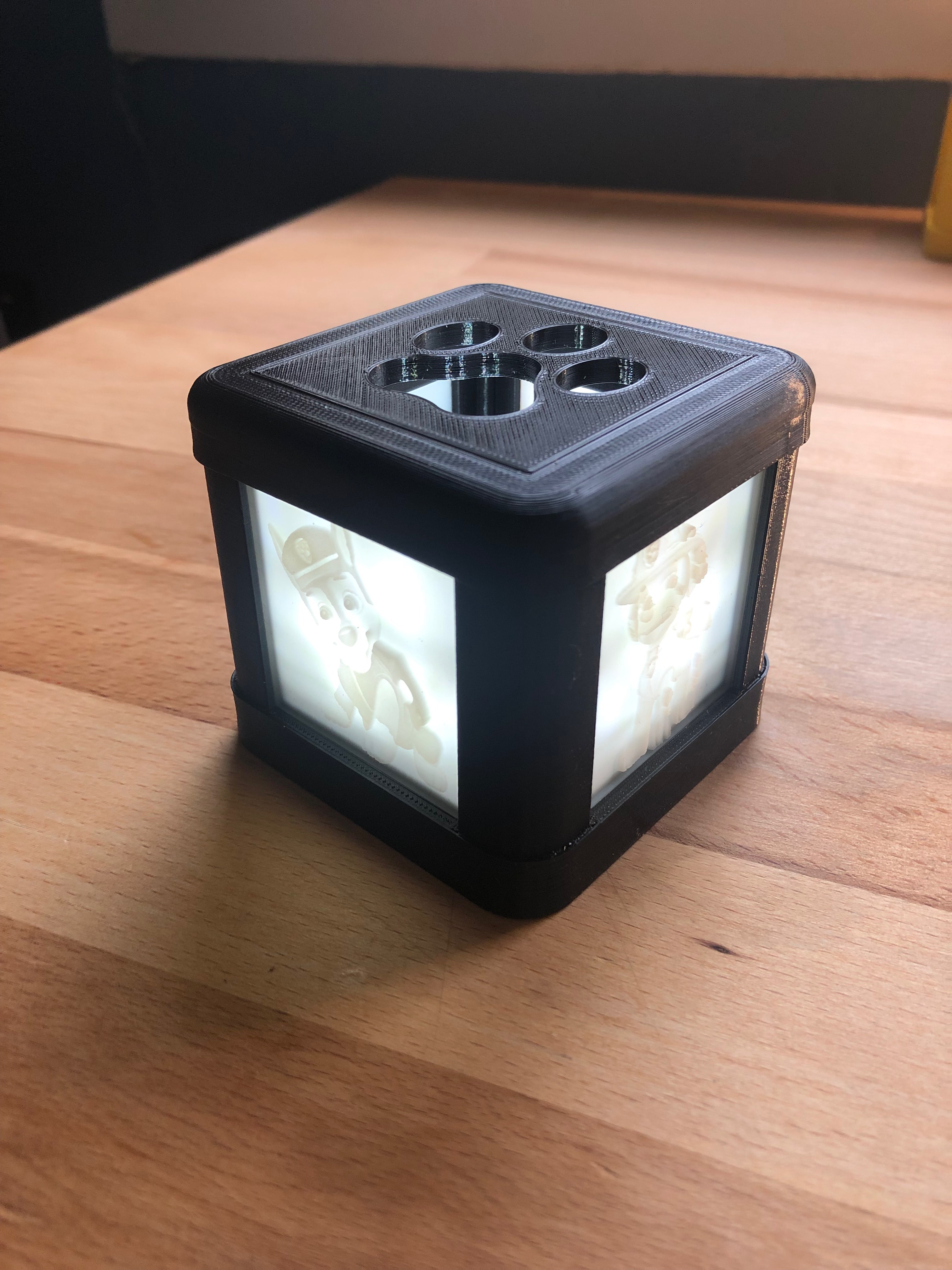 STL-Datei pat' patrol style lithophanie ( paw patrol ) light・Modell zum ...