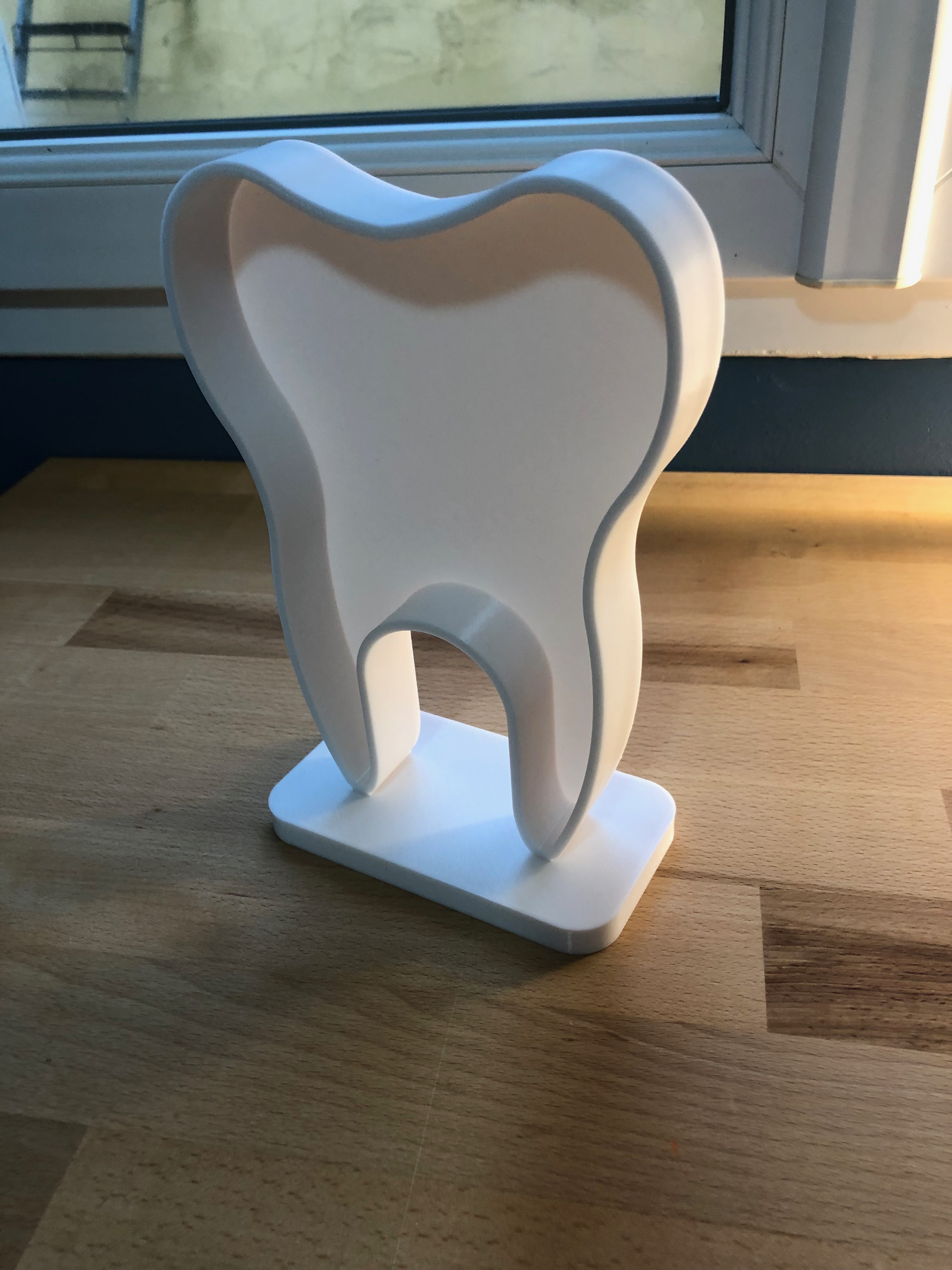 STL file Display tooth on base・Model to download and 3D print・Cults