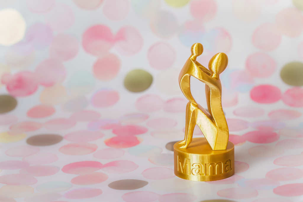 Free 3D file Mother's Day Figure with "Mama" on base・3D printing idea ...