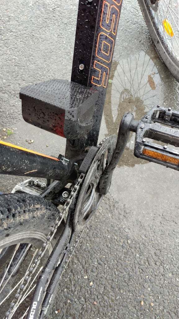 Free STL file Bike Chain Catcher・3D printing template to download・Cults