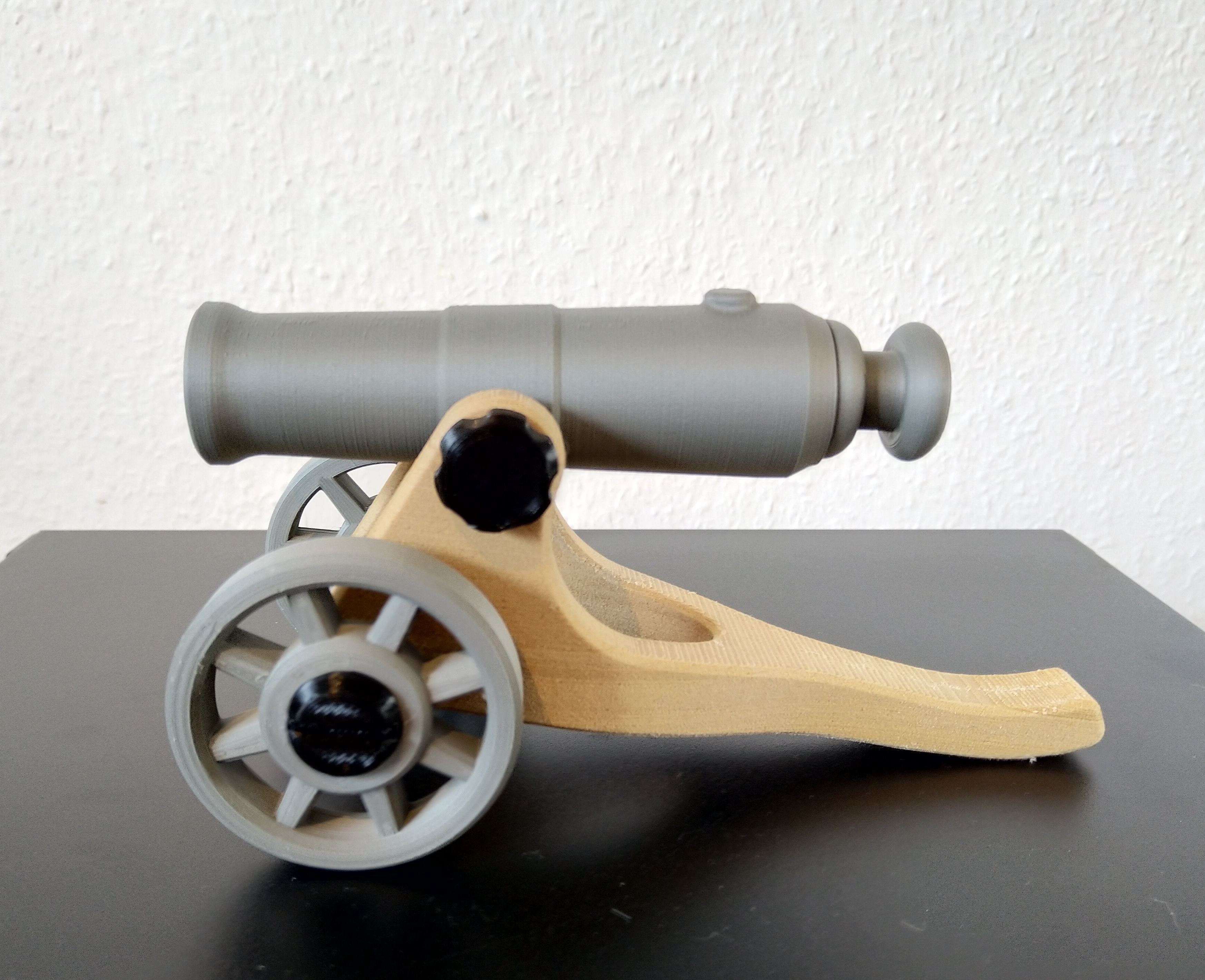 STL file Toy Canon - functional 🎲・3D print object to download・Cults