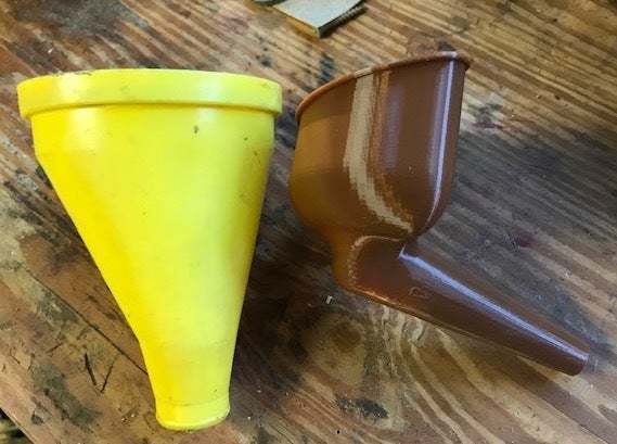 Free STL file UFS-067 Lawn Mower Oil Funnel or Small Engine Oil Funnel ...