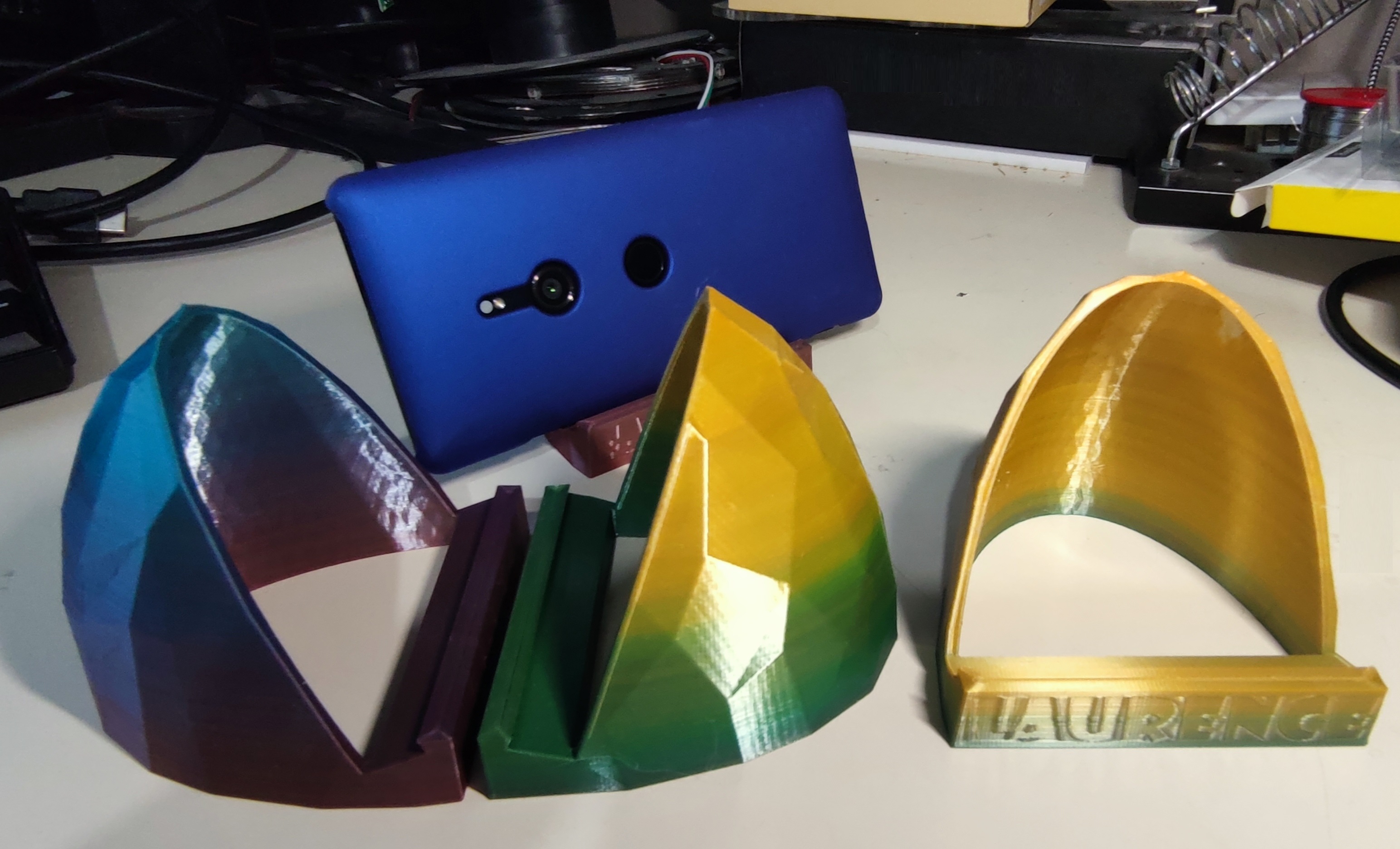 Free STL file TELEPHONE STAND PHONE STAND・Template to download and 3D ...