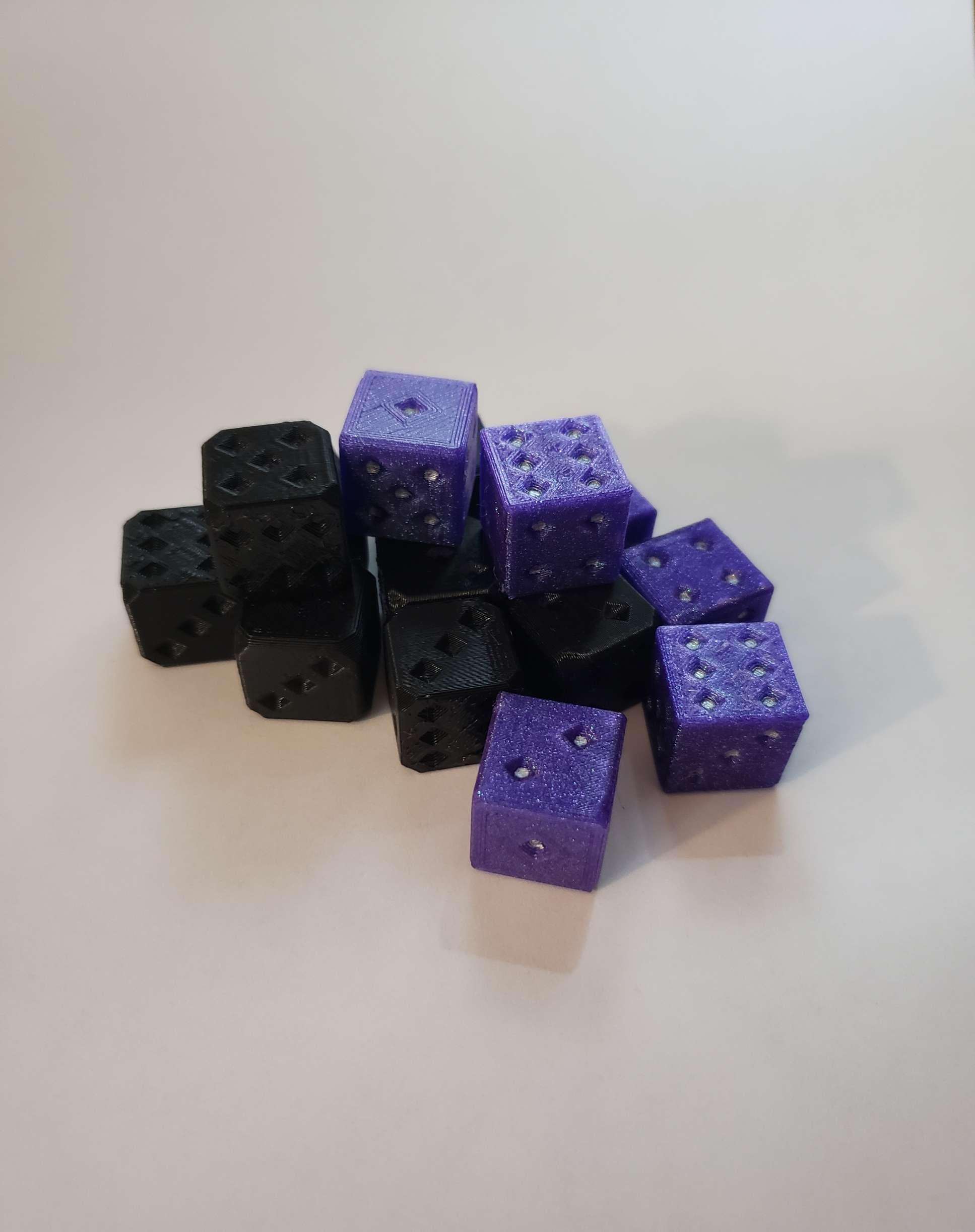 STL file Printable D6 🪄・3D printer model to download・Cults