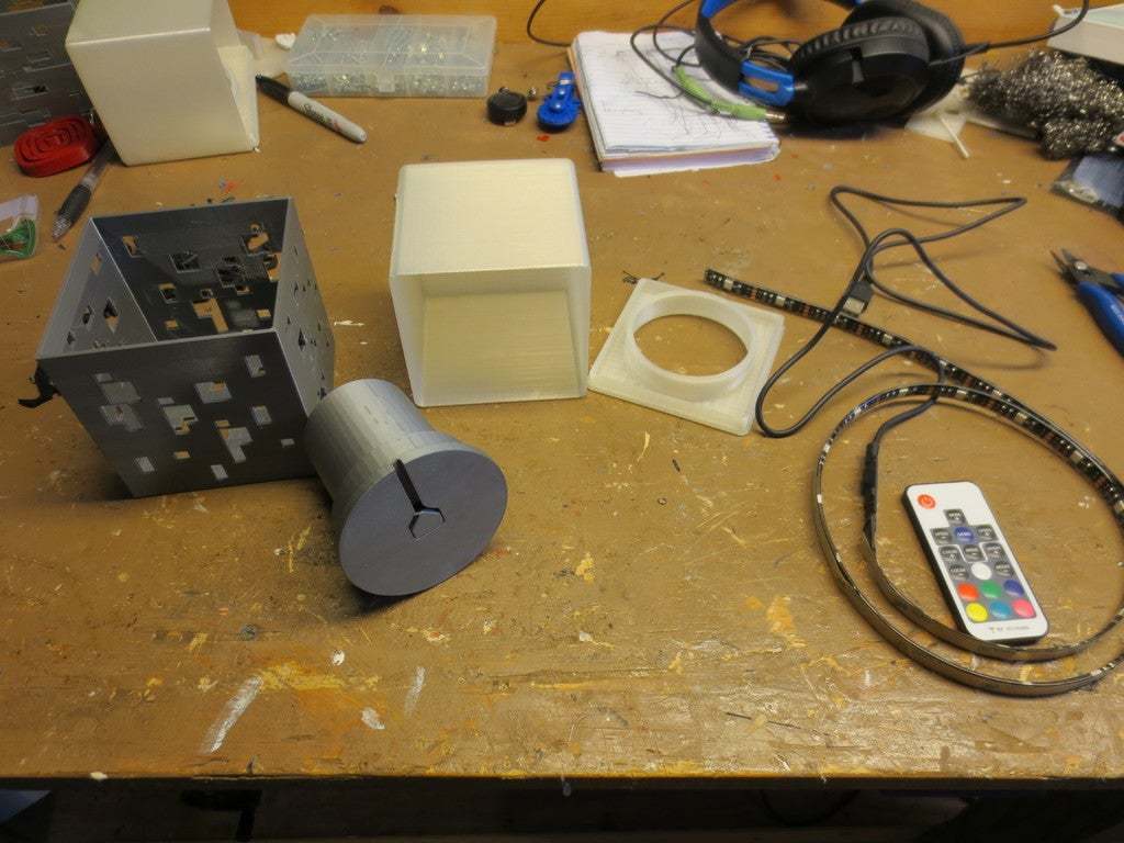 Free STL file Minecraft Inspired Ore Cube LED Lamp, USB+Remote OR ...