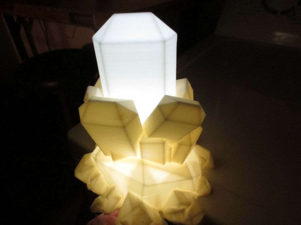 Free STL file Glowing Crystal Rock Nightlight・3D print design to ...